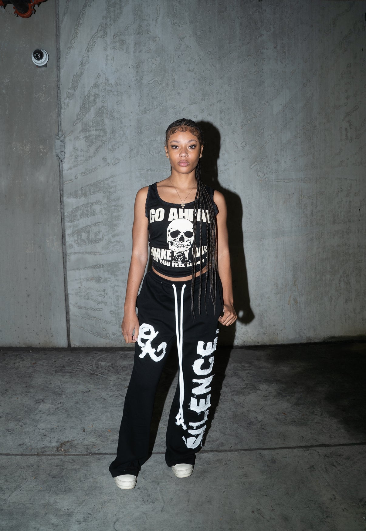 Onyx Distressed Sweats – OnyxApparell